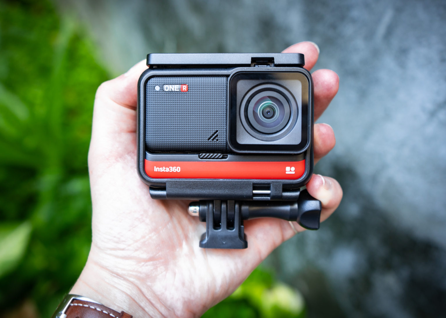 Best Camera Gear & Travel Essentials for Digital Nomads - Katie Goes