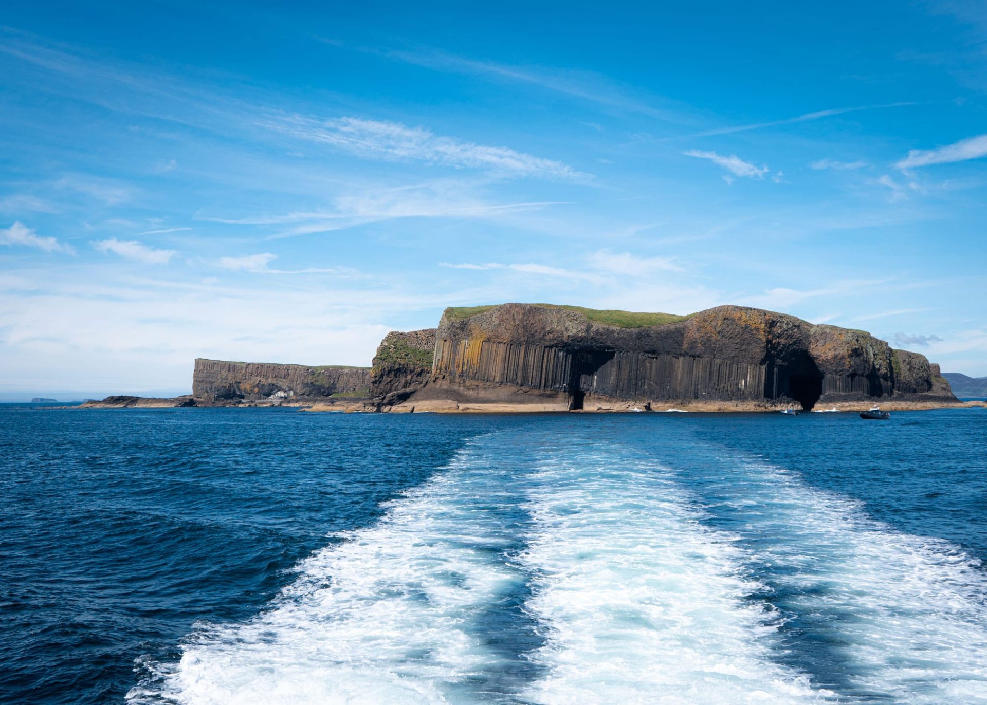 Isle of Staffa & Fingal's Cave: The Island Guide - KatieGoes